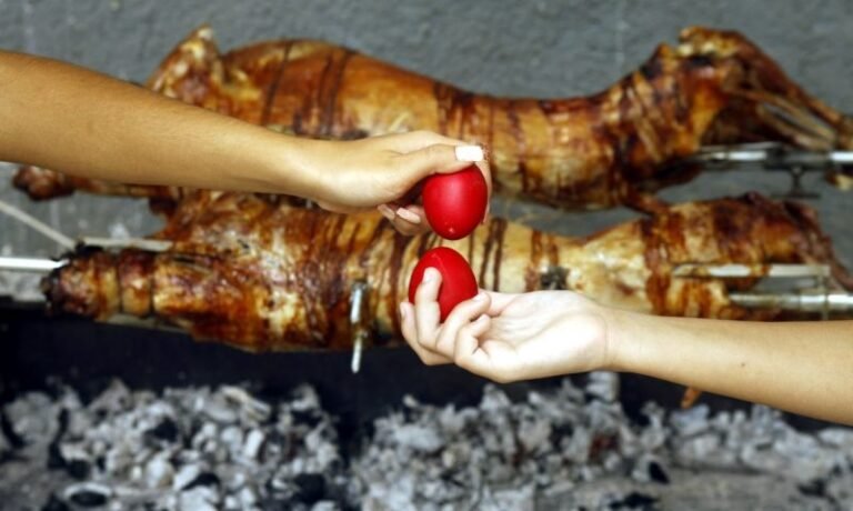 Easter in Greece: The Ultimate Guide to Greek Orthodox Traditions (2026 ...